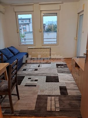 Izdajem namešten stan - Cvetkova pijaca 2.0
