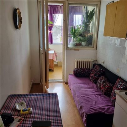 Gradska bolnica, jednosoban stan kod okretnice