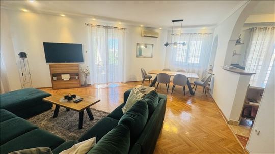 Novi Sad, Stari grad, Stan, 4.5, 130m2