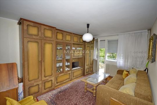 Kuća Banovo Brdo -- Mira Popare ID#5311
