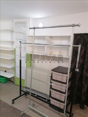 Izdaje se lokal na Panteleju !