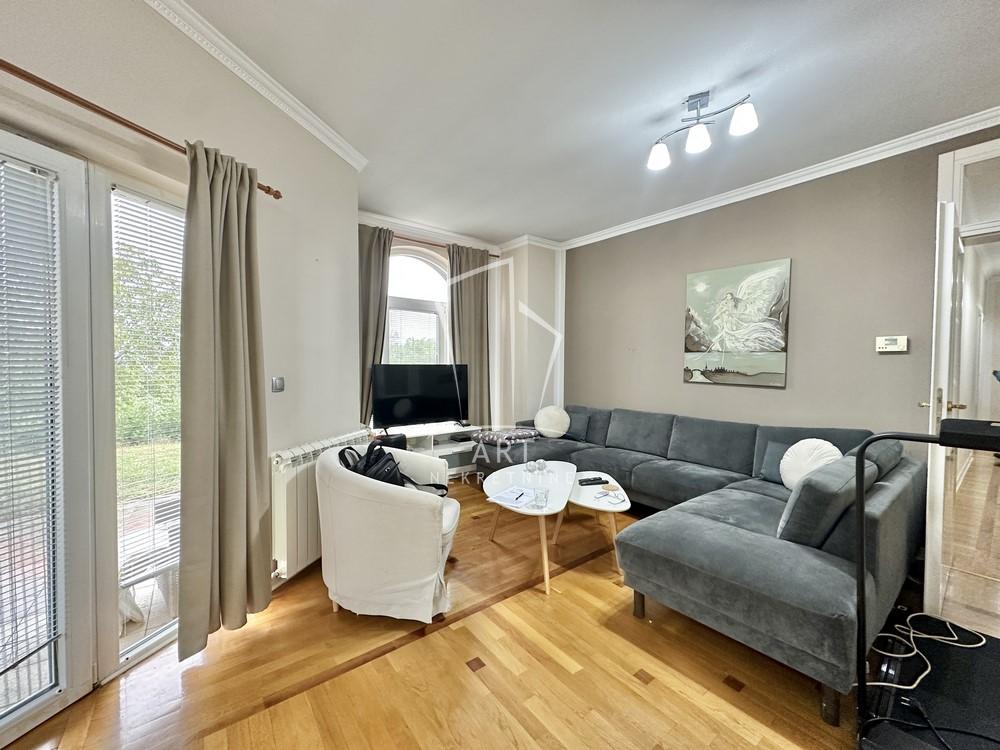 Uknjižena, luks kuća, Mala Ivanča ID#12461 350.000 €