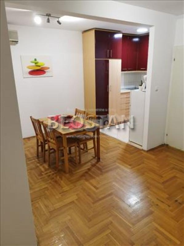 Novi Beograd - Arena blok 28 #64547 750 €