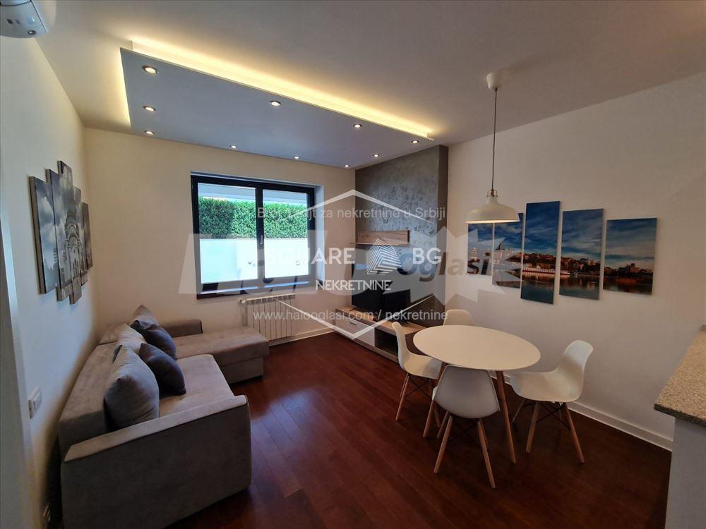A blok, 2.0 namešten,male režije ID#4448 800 €