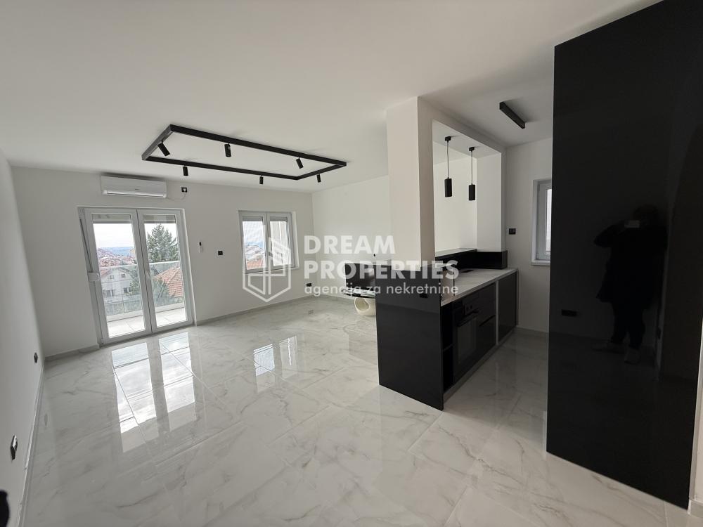 Lux stan, sa pogledom, odmah useljiv ID#1216 800 €