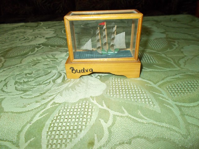 Brod u boci - suvenir iz Budve - 8,5x7 cm