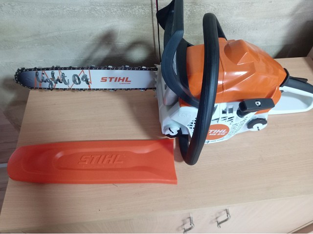 Motorna stihl testera ms 212