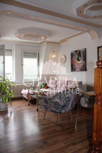 Crveni krst - Tome Maksimovića ID#2133 292.600 €