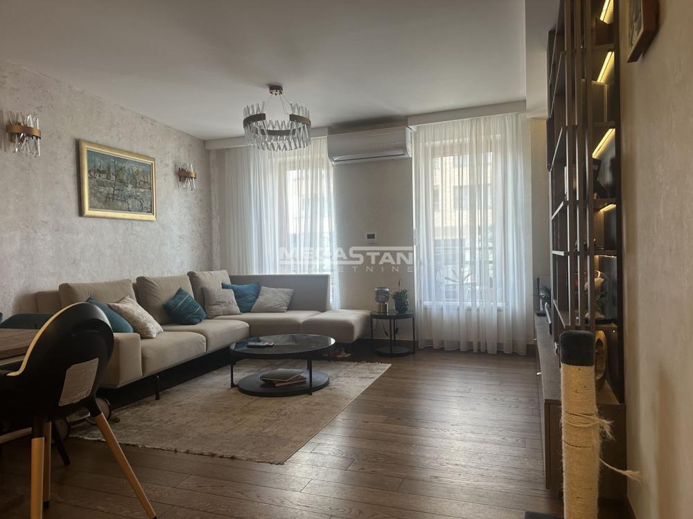 Južni bulevar, lux 415.000 €