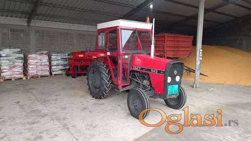 Traktor IMT 542