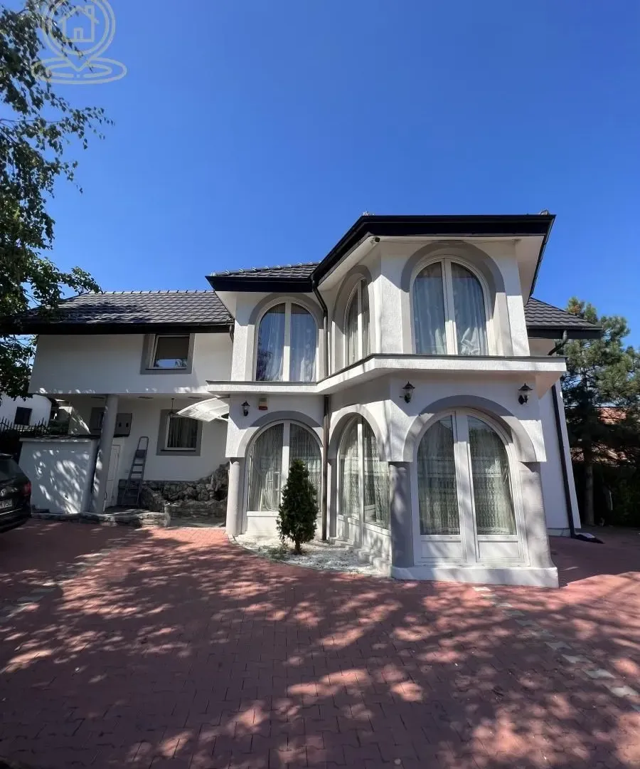 Izdavanje, kuća, 170m2, Autokomanda, Voždovac, Beograd