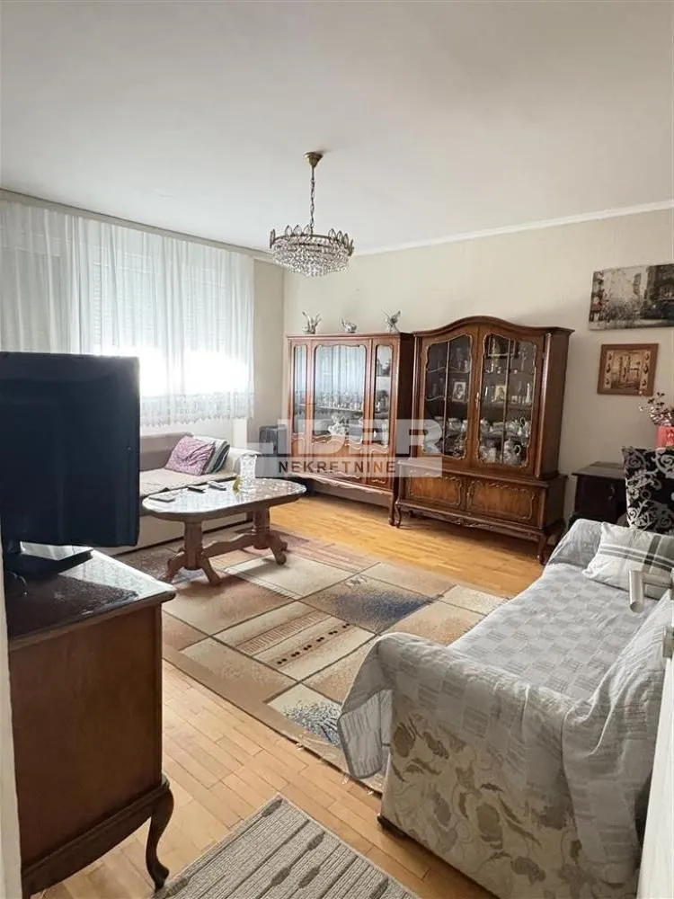 Izdavanje, dvosoban stan, 57m2, Banovo Brdo, Beograd