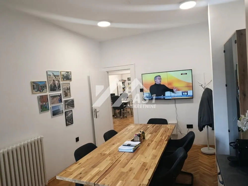 Izdavanje, trosoban stan, 80m², Novi Sad Sve Podlokacije, Novi Sad
