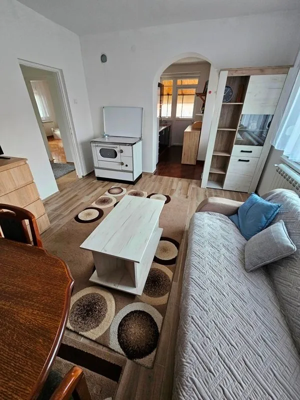 Izdavanje, kuća, 91m2, Voždovac, Beograd