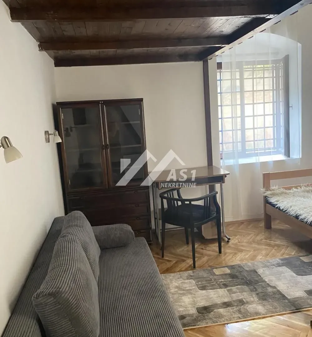 Izdavanje, jednosoban stan, 40m2, Centar, Novi Sad