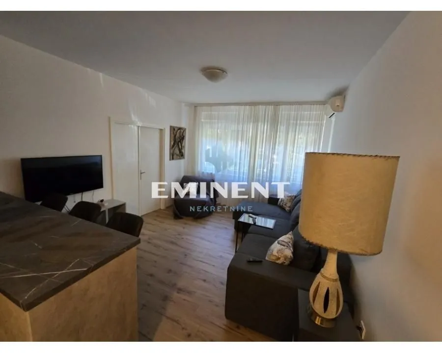 Izdavanje, dvosoban stan, 50m2, Stari Grad, Beograd