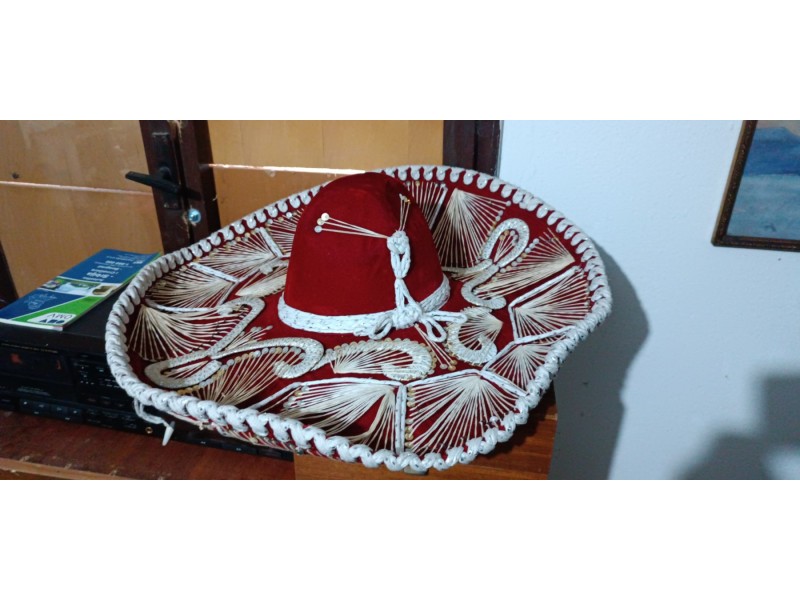 sombrero veliki pigale
