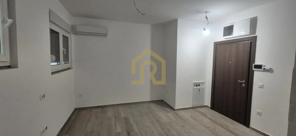 Prodaja, garsonjera, 21m2, Uciteljsko Naselje, Zvezdara, Beograd