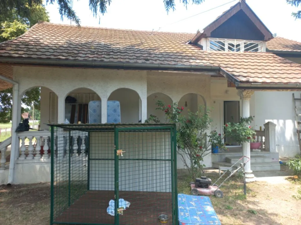 Prodaja, kuća, 100m2, Obrež, Pećinci