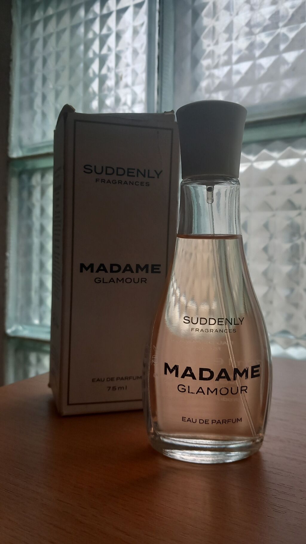 Suddenly Fragrances – Madame Glamour, Eau de Parfum, 75 ml. Inspirisan