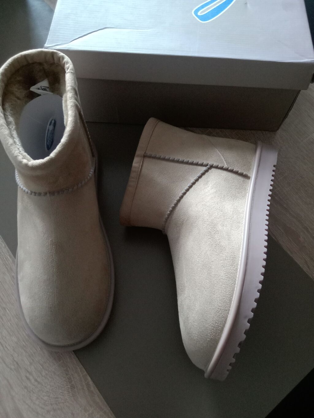 Ugg mini čizme, bоја - Bež, 40