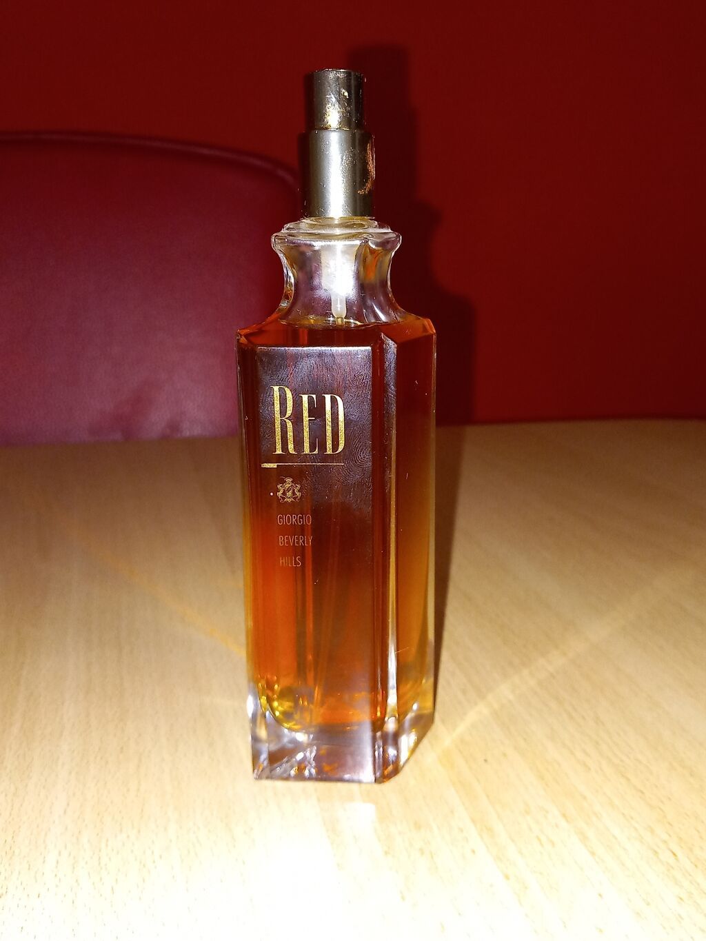 Red Giorgio Beverly Hills edt. 90ml Vinrage, pre batch koda. Savršen