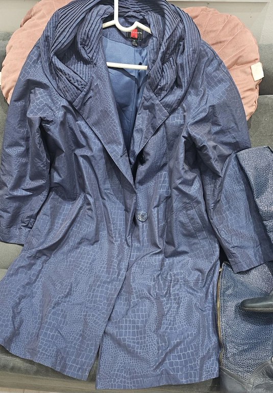 M (EU 38), Leopard, krokodil, zebra, Sa postavom