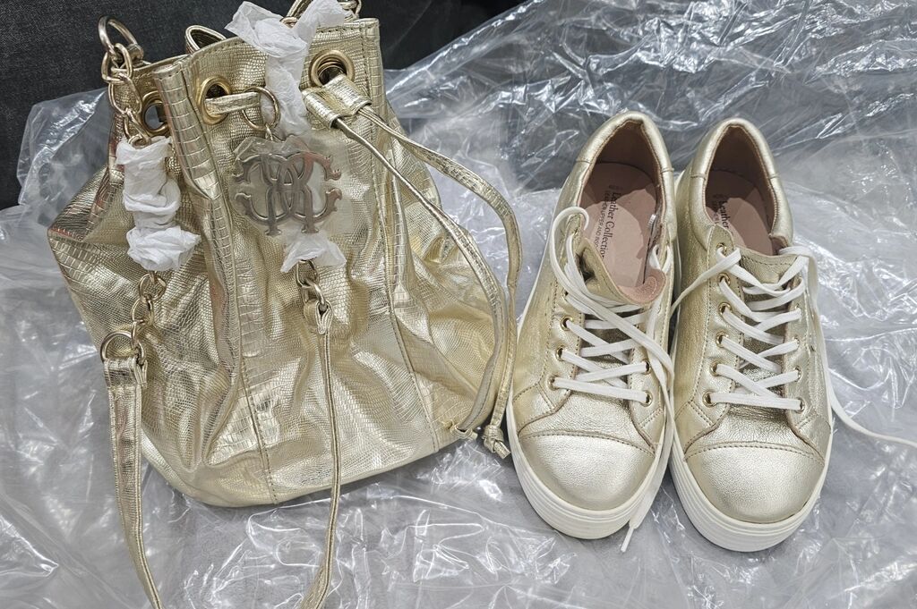 Roberto Cavalli, L (EU 40), bоја - Zlatna