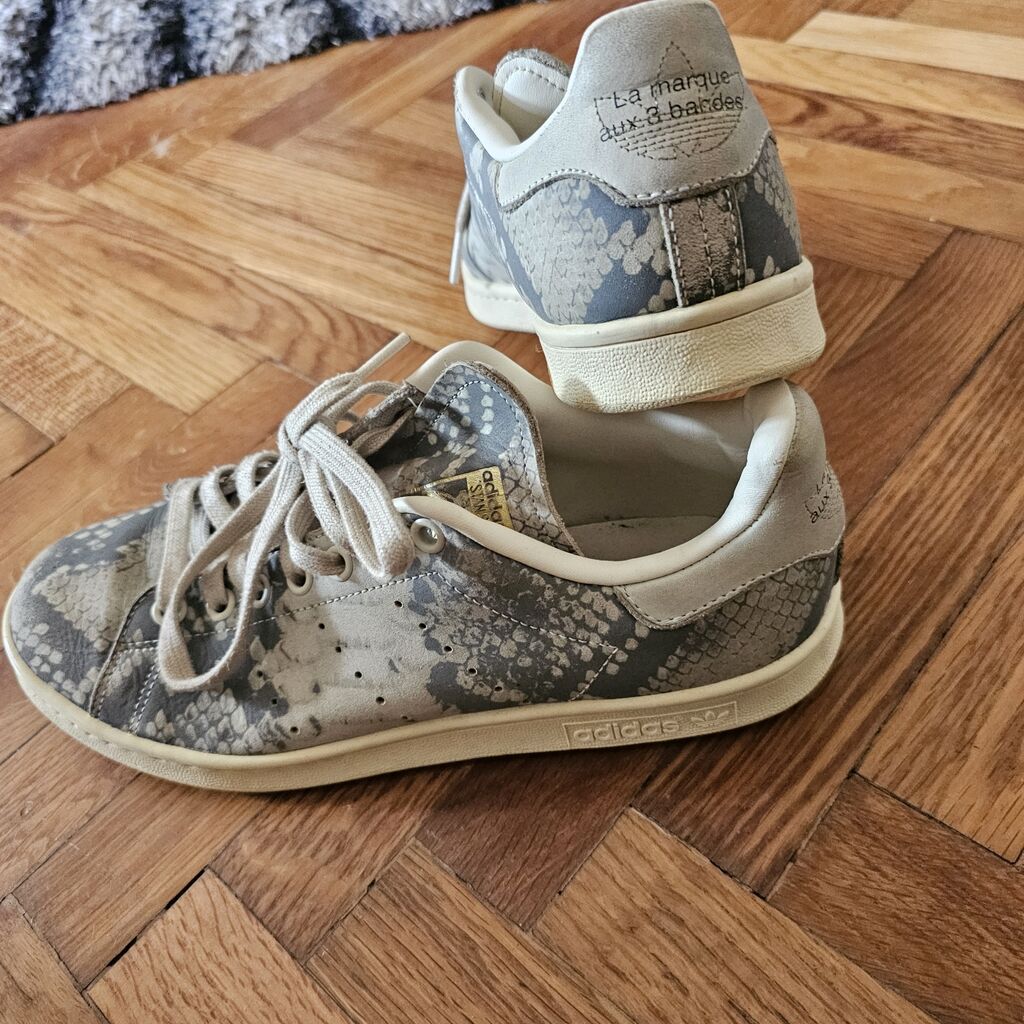 Adidas Stan Smith patike – specijalno izdanje sa “snake” printom -