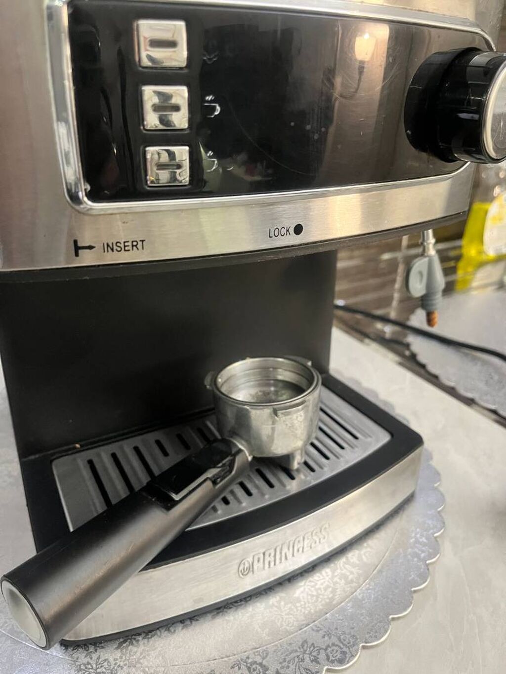 PRINCESS espresso aparat za kafu - Poluautomatski aparat sa