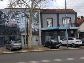180m² 1.100€
Niš, Medijana, Centar, Kralja Stefana Prvovenčanog