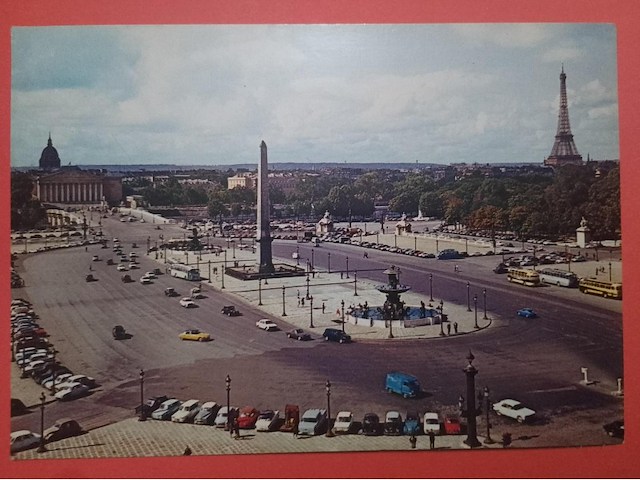 PARIS -LA PLACE DE LA CONCORDE -POST CARD (636)