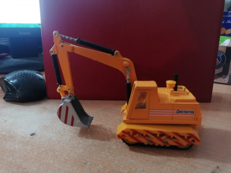 EXCAVATOR -BAGER