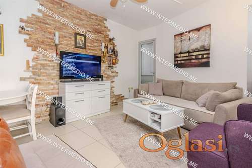 Renoviran jednosoban stan, 56 m² – Topla 2, Herceg Novi