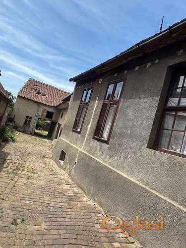 Prodaja kuce sa velikim mogucnostima i pogodnoj ceni