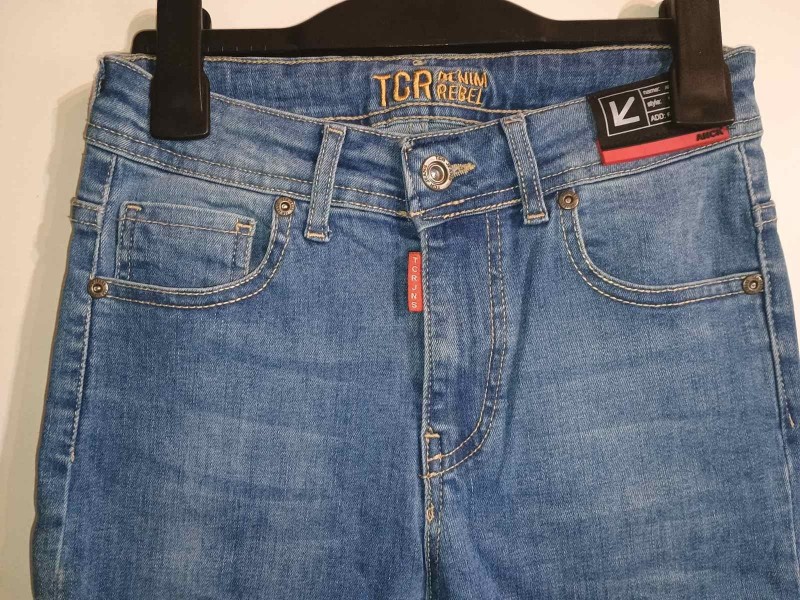 Miks za dečake 8 10 farmerke trenerke pantalone