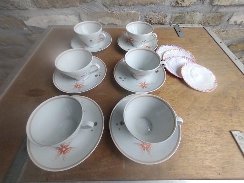 Porcelanske solje za kafu...