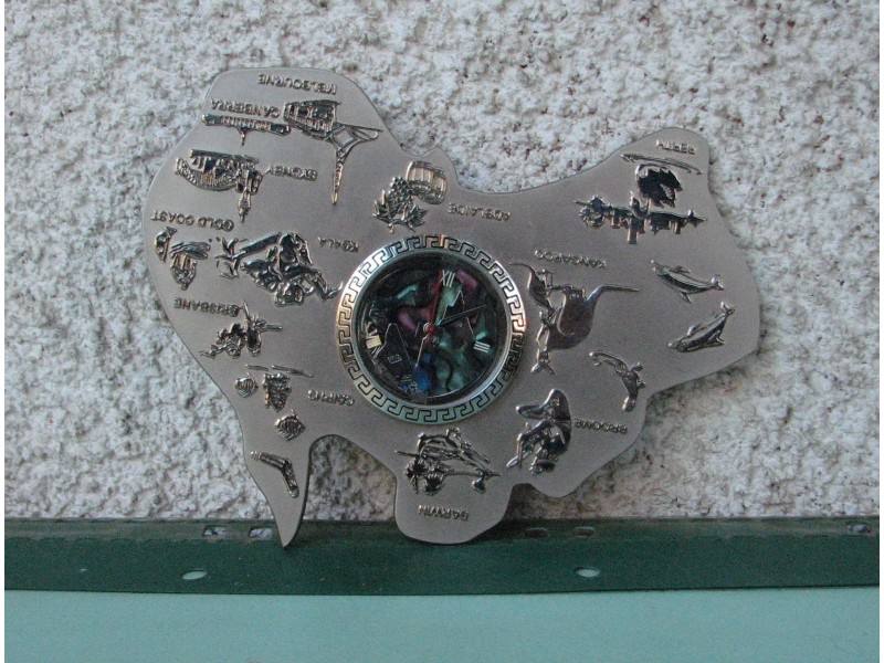 = Metalni ukrasni sat Australia