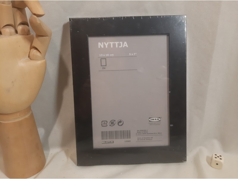 LOT 2 X IKEA NYTTJA FOTO RAMOVA CRNI NOVO!