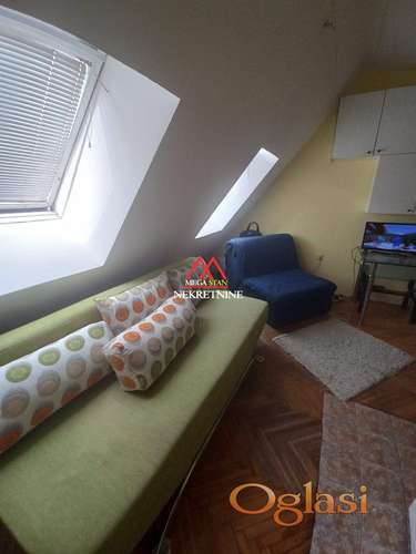 Garsonjera - 20m2 - Bulevar Oslobođenja