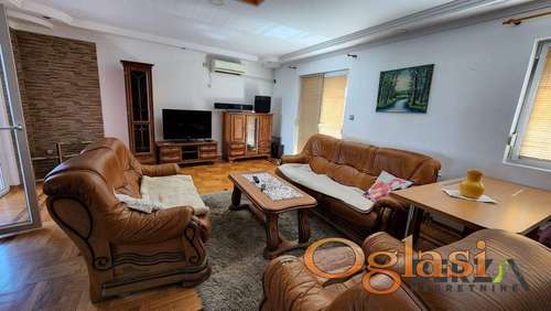 PROSTRAN ŠESTOSOBAN PET-FRIENDLY PENTHOUSE U PETROVARADINU