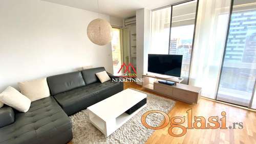 Trosoban stan - 80m2 - Centar