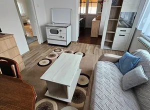 Izdavanje Kuća - Beograd, Voždovac: Beli Potok - Pinosava - Zuce