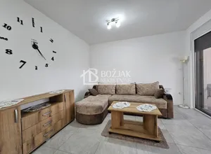 Izdavanje Stan - Zrenjanin