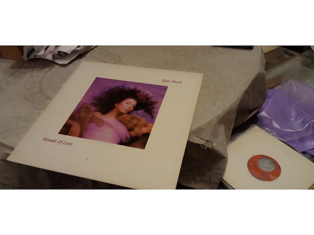 Kate Bush – Hounds Of Love