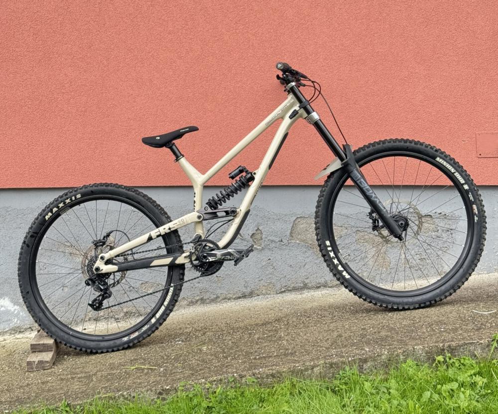 Commencal FRS Furious Ride 2022
