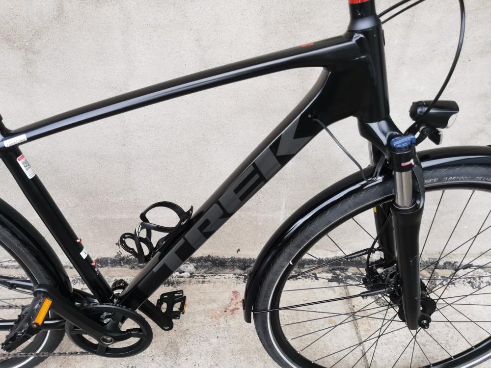 TREK Dual Sport 3
