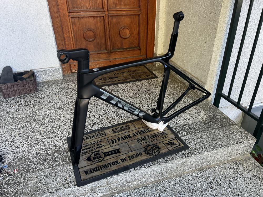 TREK Madone SL6 gen.8 vel.M
