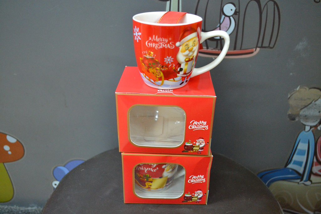 ŠOLJA U KUTIJI B66741 Š200-14