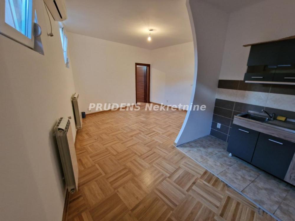 Podravska, Dvoiposoban stan na prodaju, 46m2, 100.000€